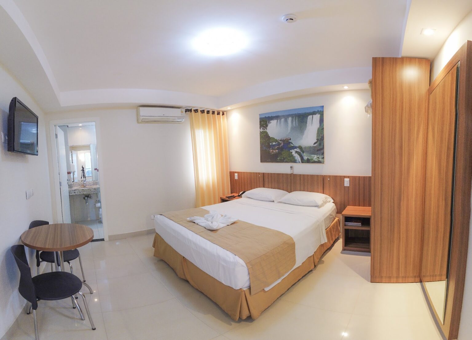 Why stay at the Del Rey Quality Hotel? - Del Rey Quality Hotel